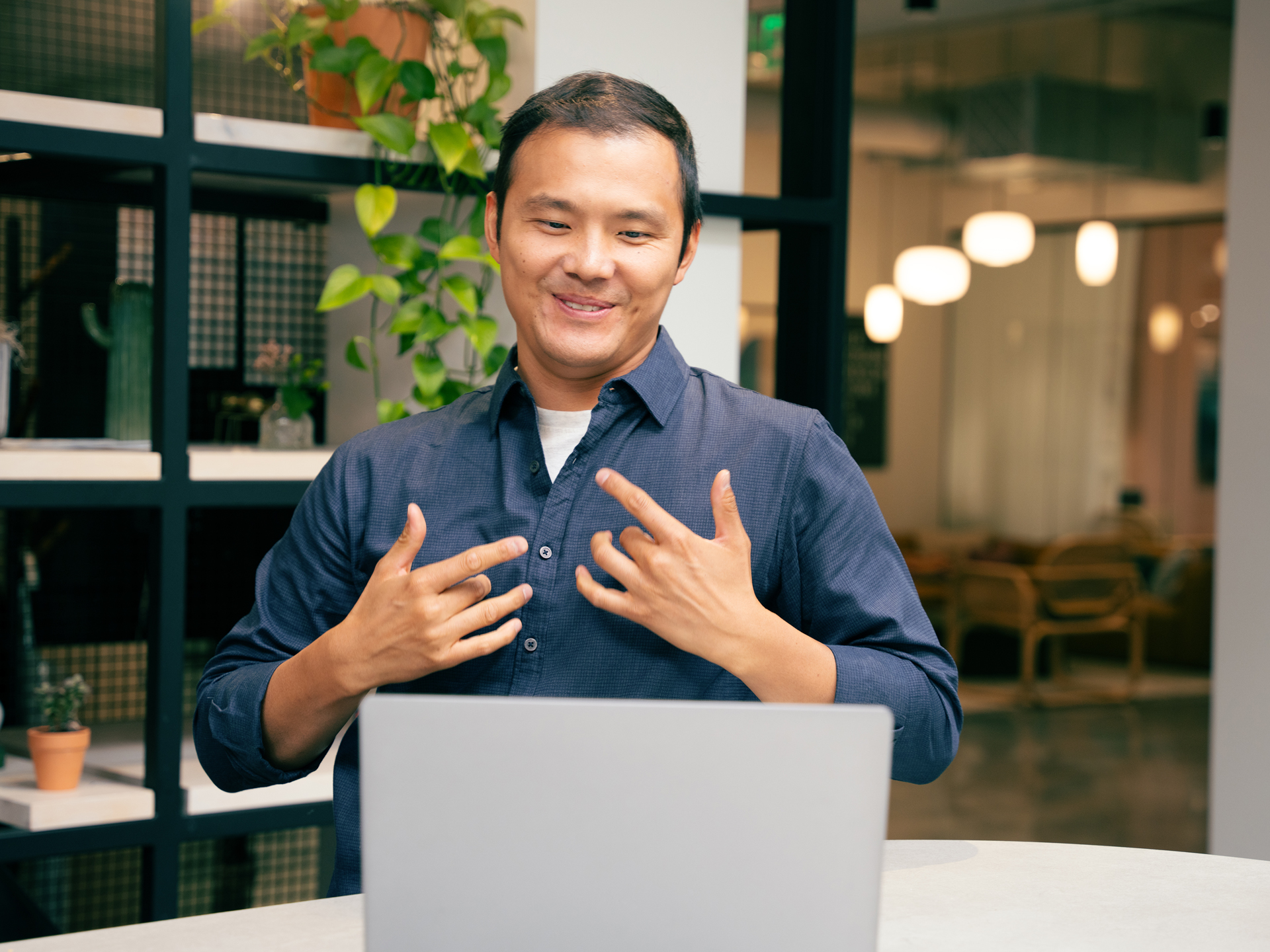 Sign Language Interpreter ASL Internships | Sorenson